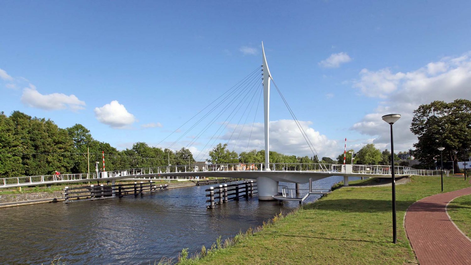 Ontwerp en ingenieursbureau ipv Delft - brug ontwerpen