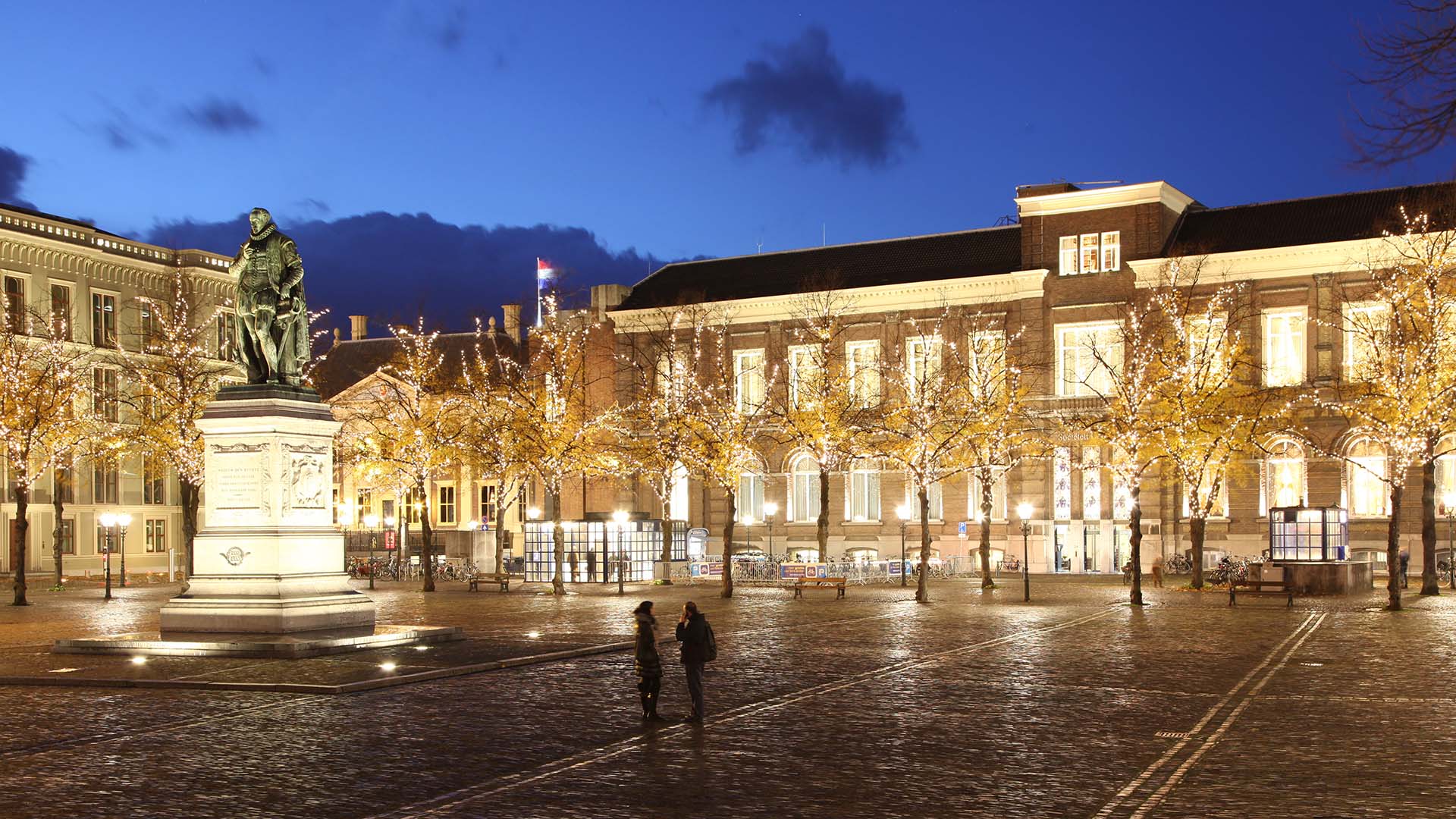 verlichting-Plein-Den-Haag-ipvDelft - ipv Delft creatieve ingenieurs